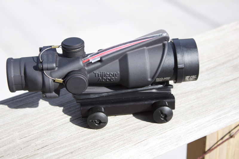 M16A4にトリジコン ACOG TA31タイプ固定倍率スコープを載せてみた